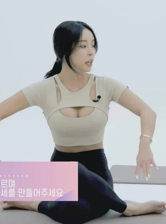 Amateurs Sharing a Hot Load | Scrolller