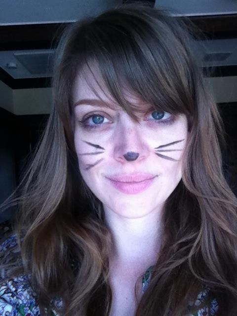 Amber Benson | Scrolller