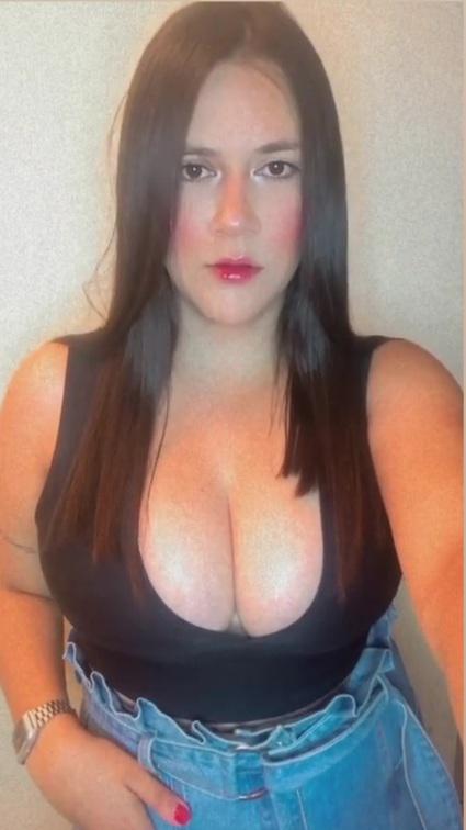 Amiga minha | Scrolller