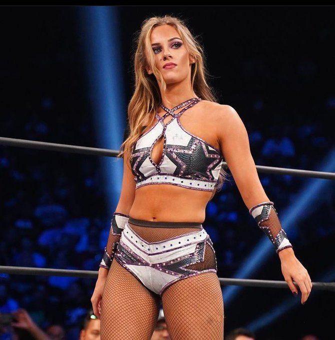 Anna Jay. | Scrolller