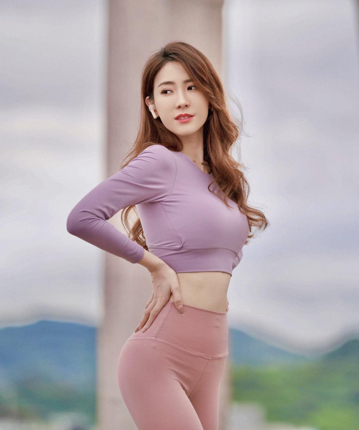 Annabelle | Scrolller