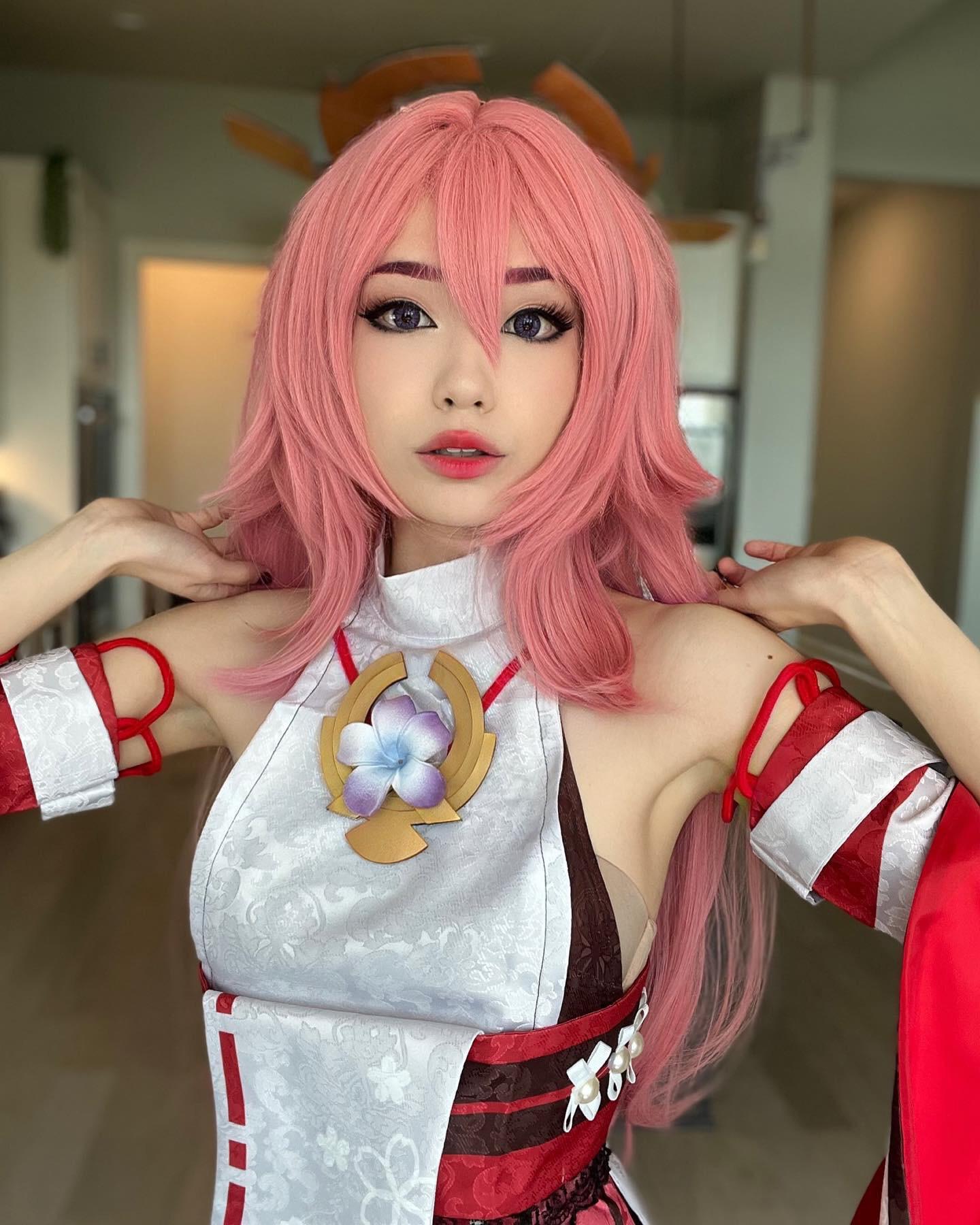 Another Emi Cosplay | Scrolller