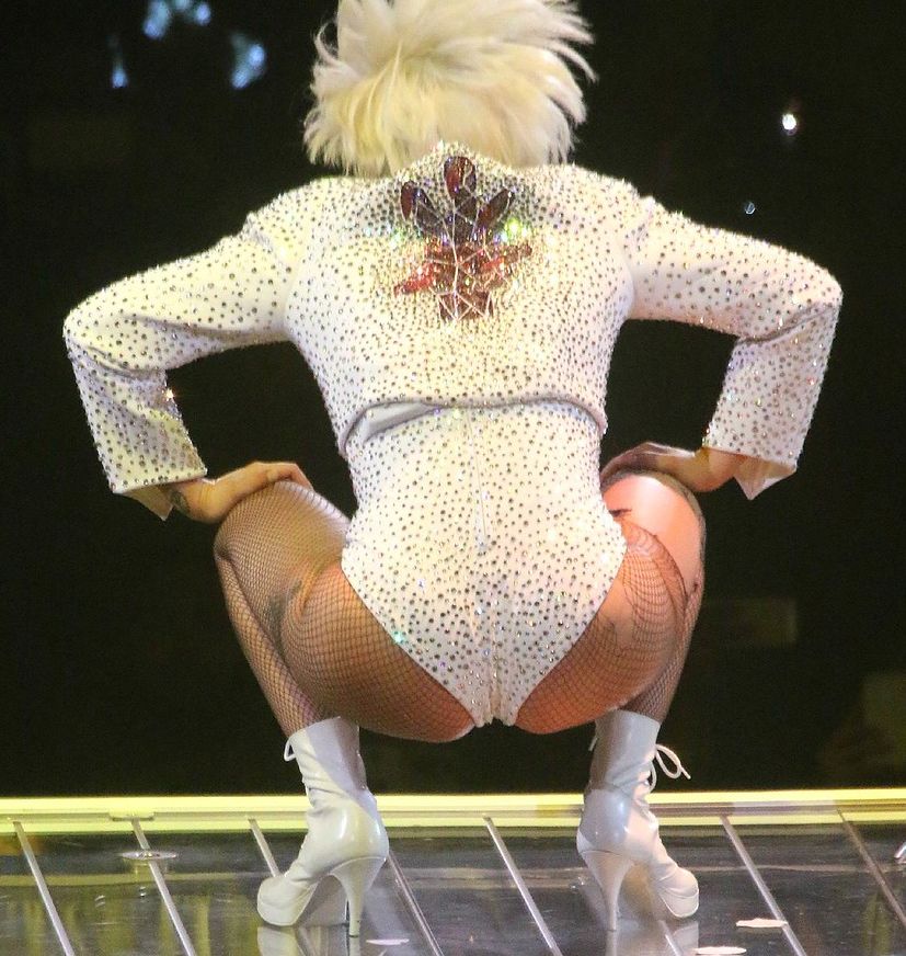 Apple bottom | Scrolller