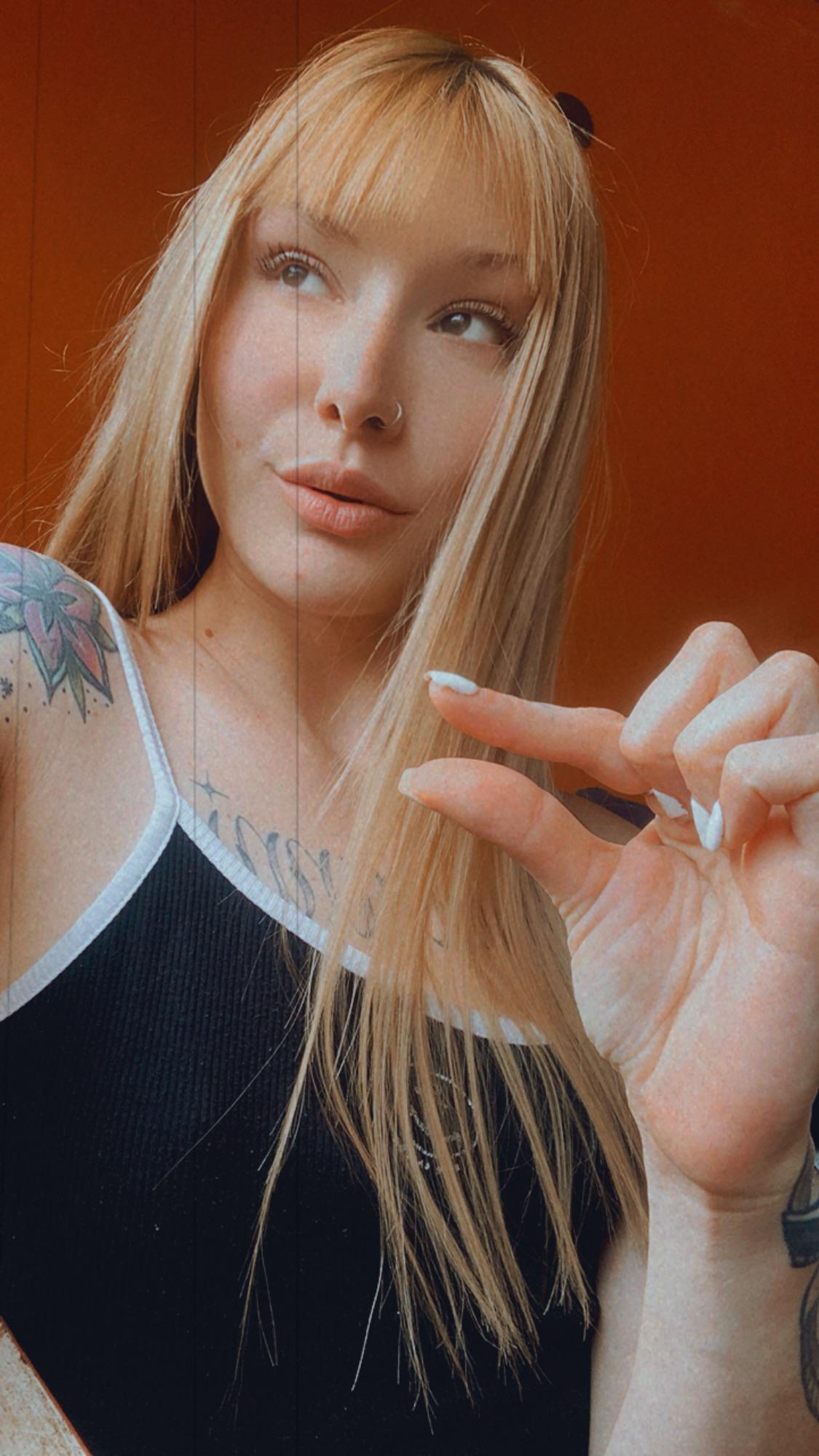 Are you ready to be humiliated by this goddess today? | Scrolller