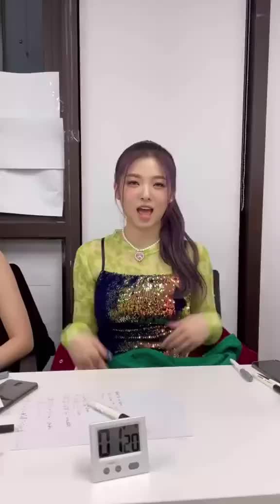 As deep as she can | Scrolller