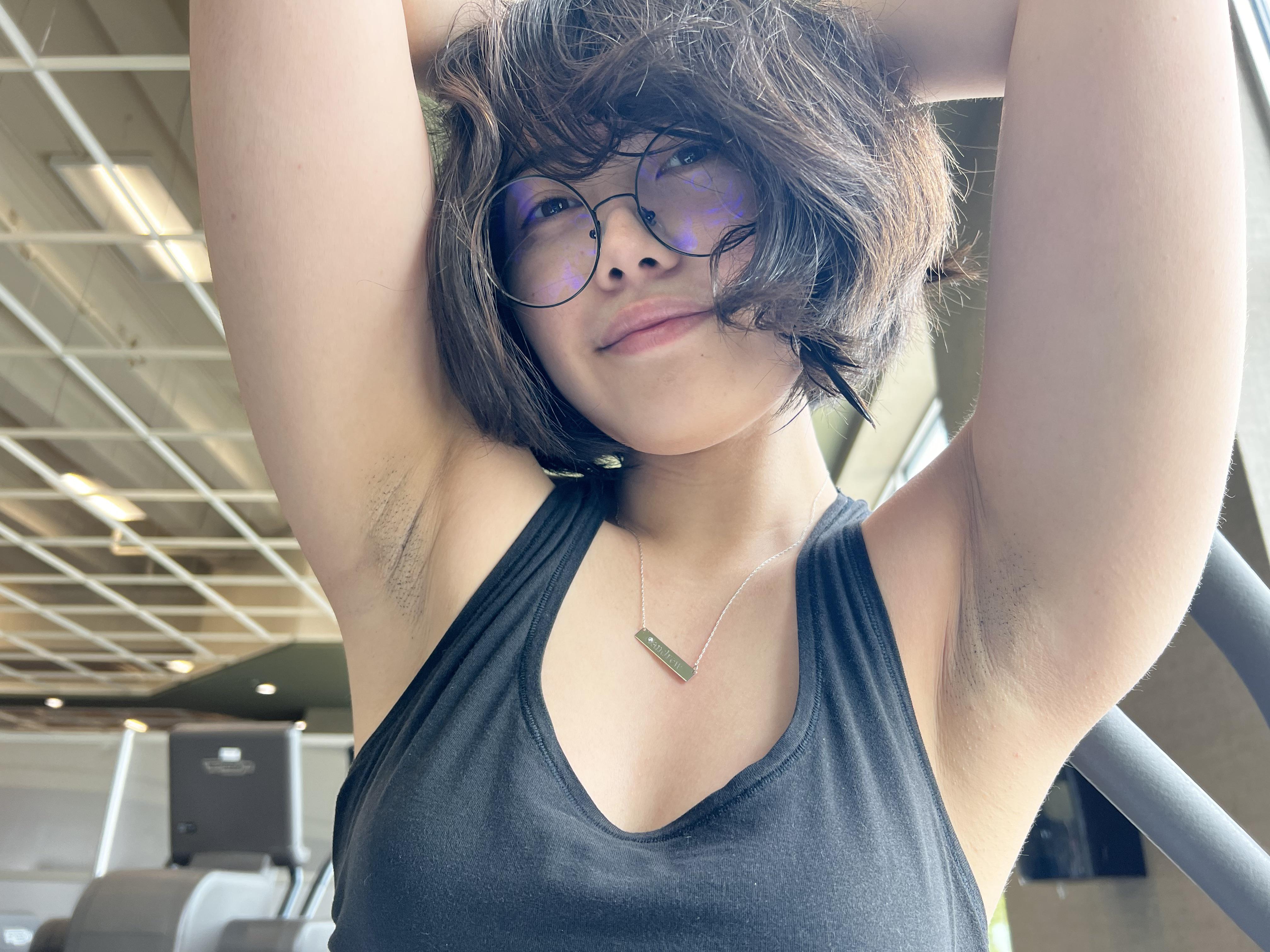 at the gym 💪🏼 | Scrolller