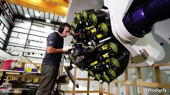 Automated Fiber Placement (AFP) system for aerospace industry | Scrolller