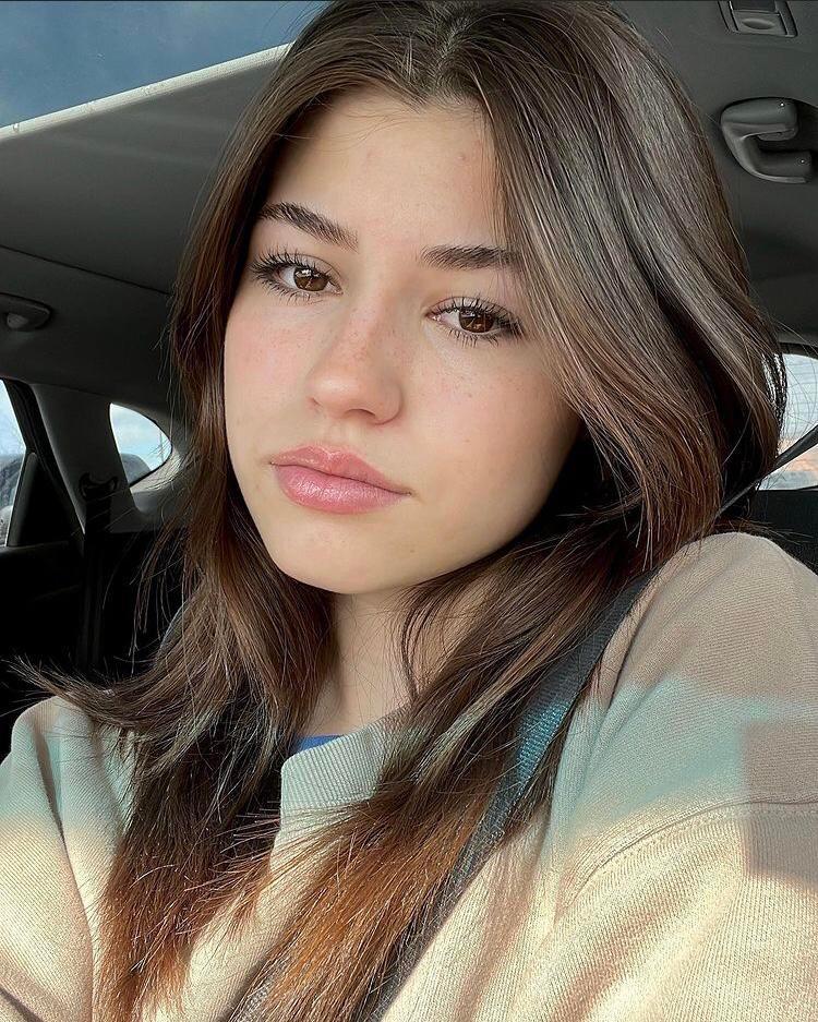 ava rose [irtr] | Scrolller