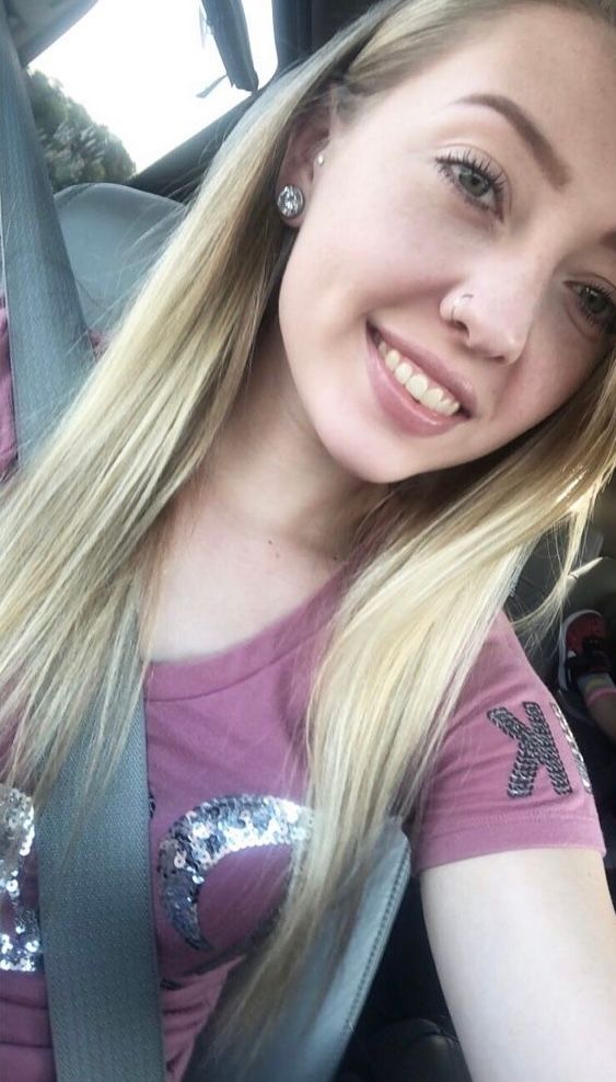 Average Mom of 2. Am I a fuckable milf? | Scrolller