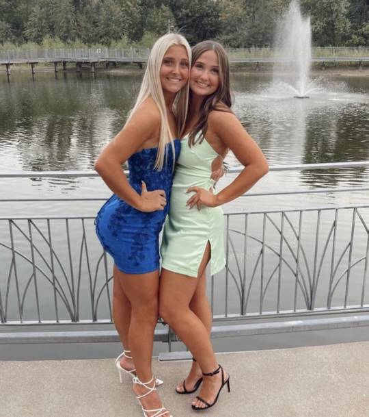 Aw Skin Tight Dress 🍑 Scrolller