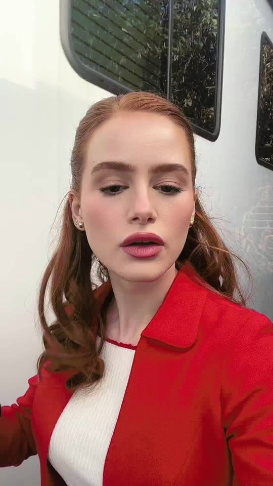 Back on set with Cami | Scrolller