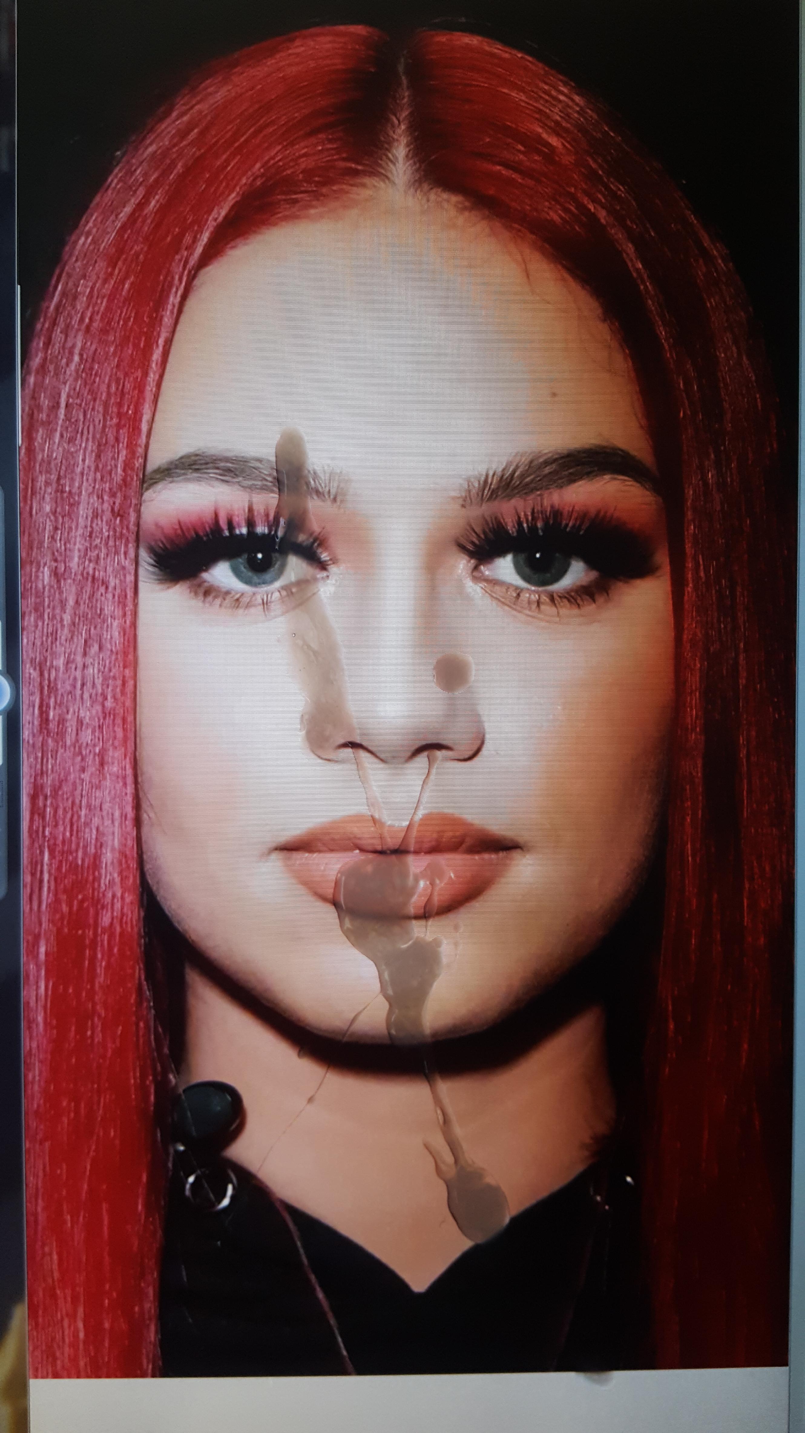 Badmomzjay schön das Gesicht besamt 💦 | Scrolller