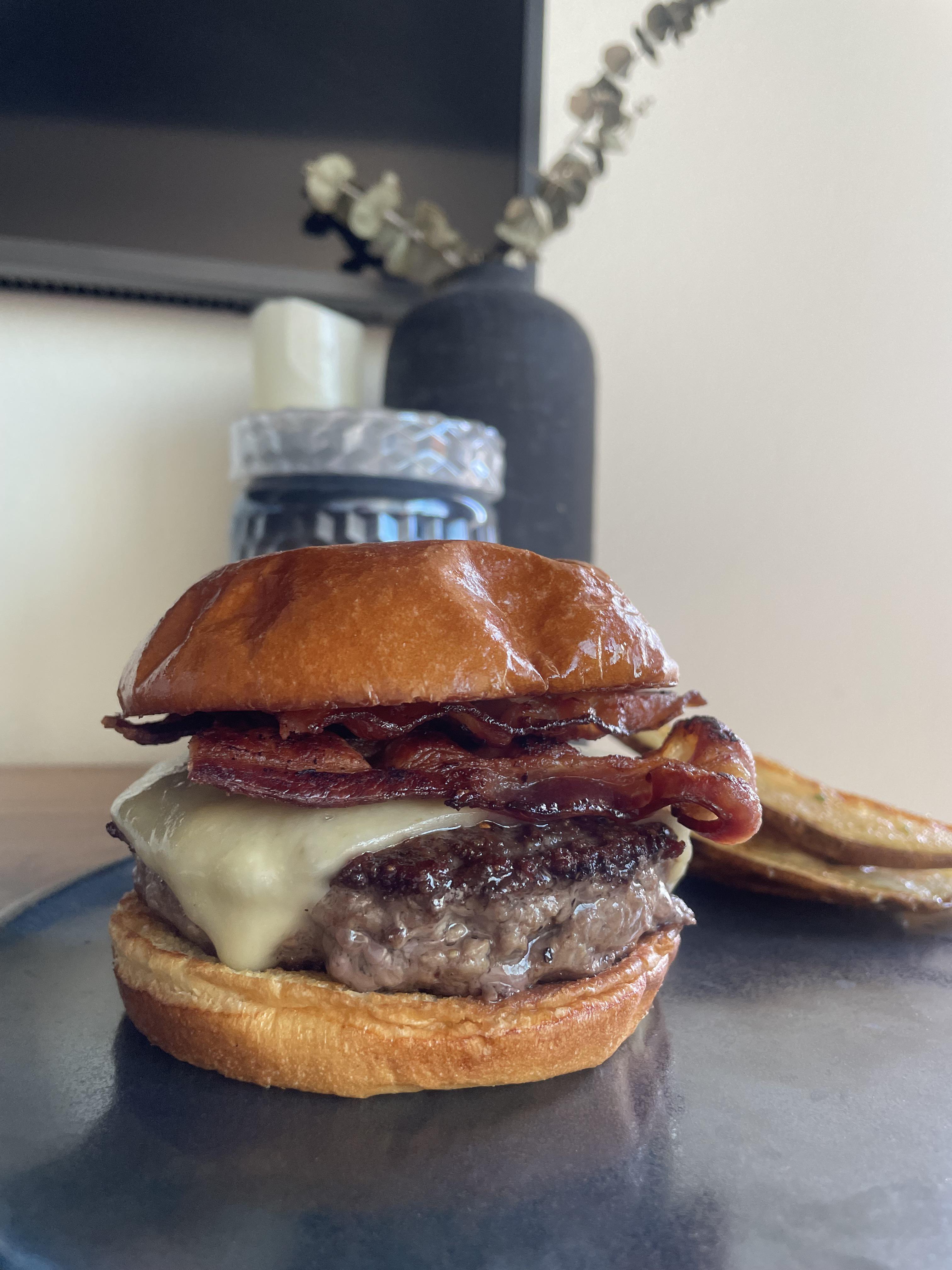bbq bacon cheese | Scrolller