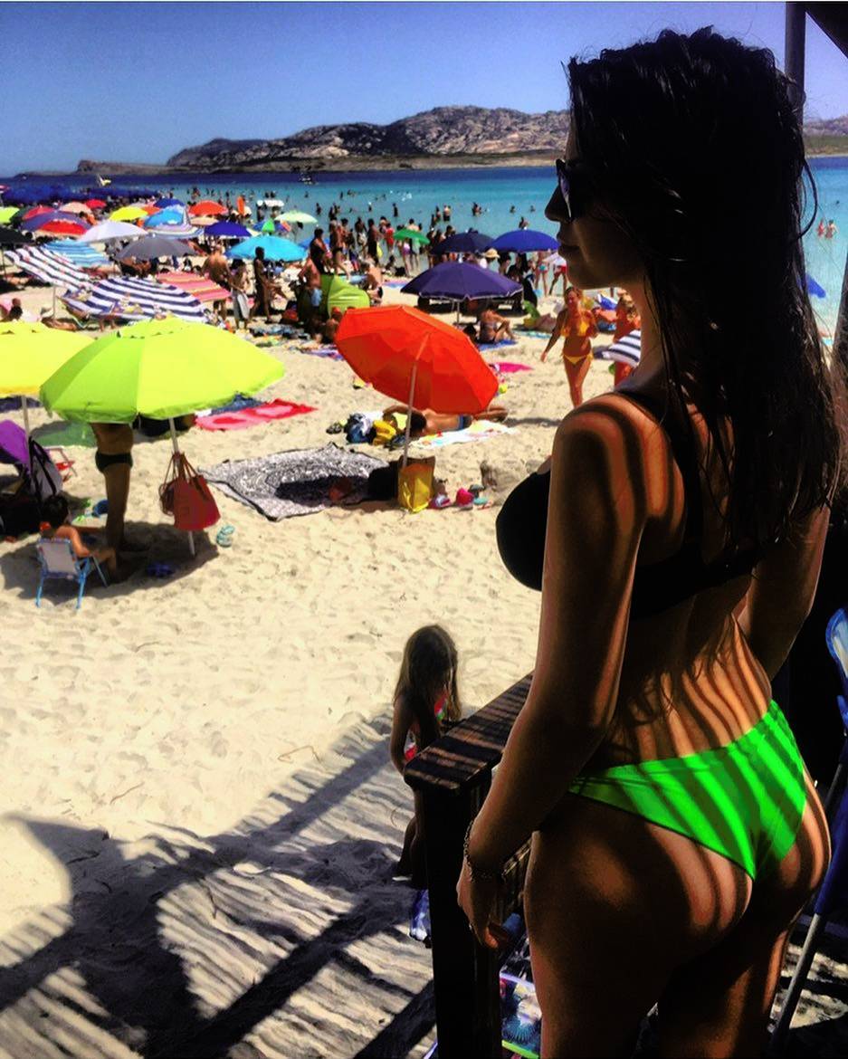 Beach Goers | Scrolller