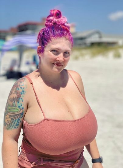 Beach time | Scrolller