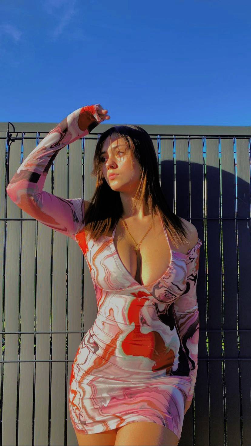 Beautiful dress | Scrolller