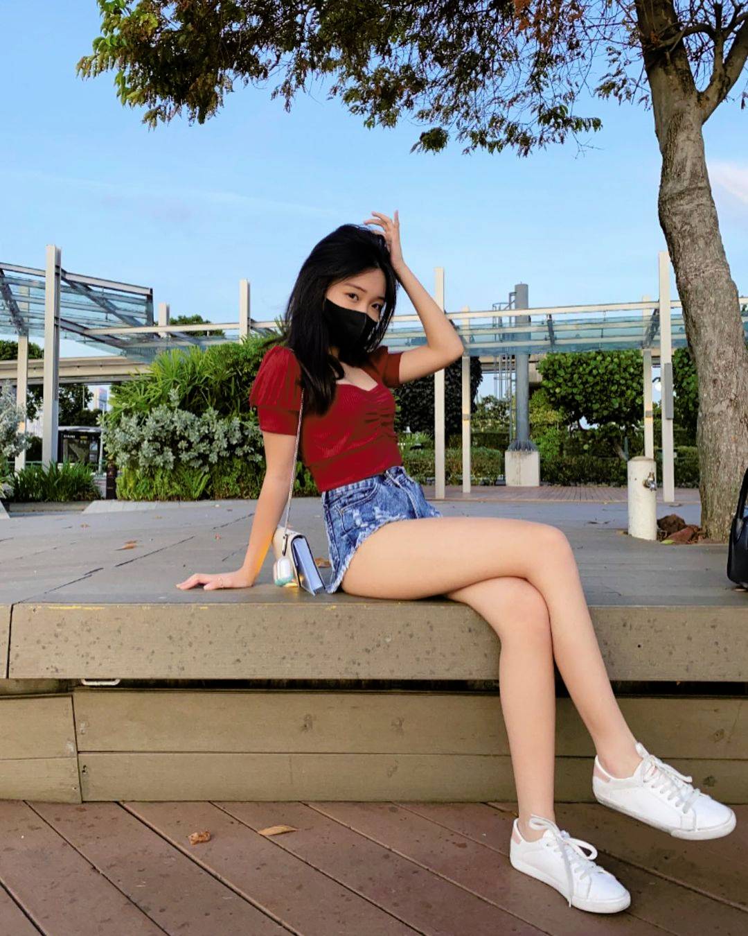 Beautiful legs for tribute anyone? 😍😍 | Scrolller