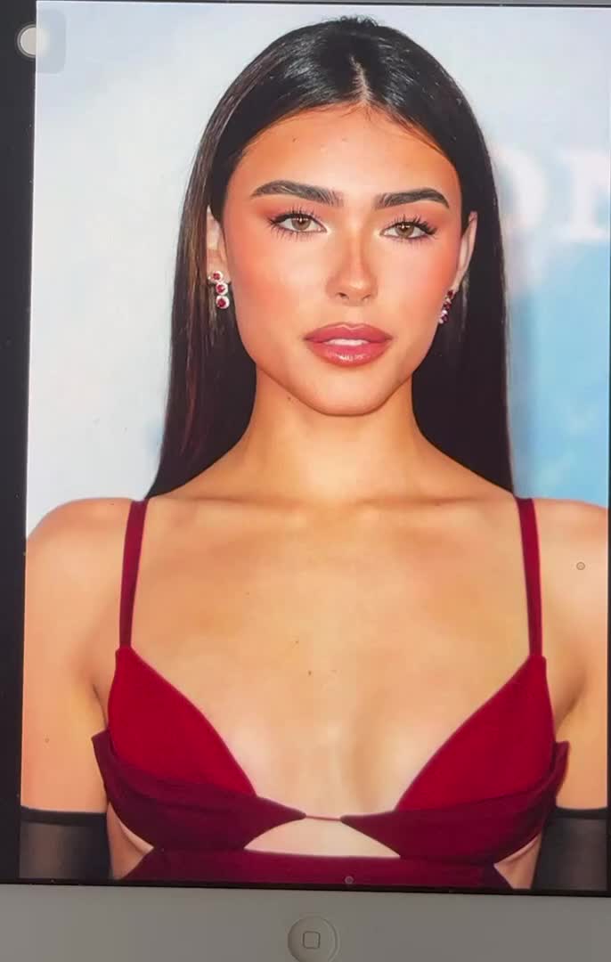 Beauty Madison Beer is so hot covered in my cum! | Scrolller