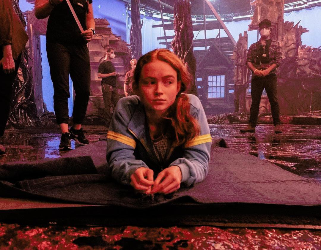 Behind the scene of ST | Scrolller