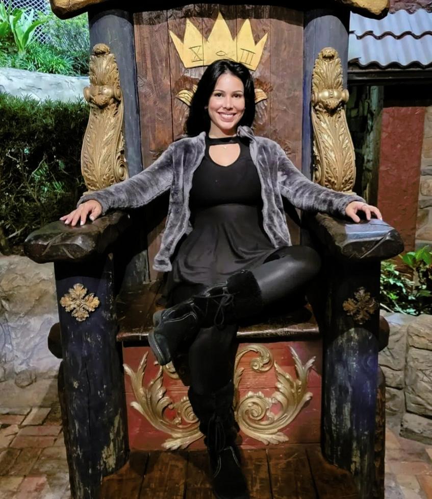 Bella brookz queen | Scrolller