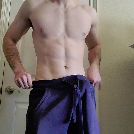 Bigger than you expected? | Scrolller