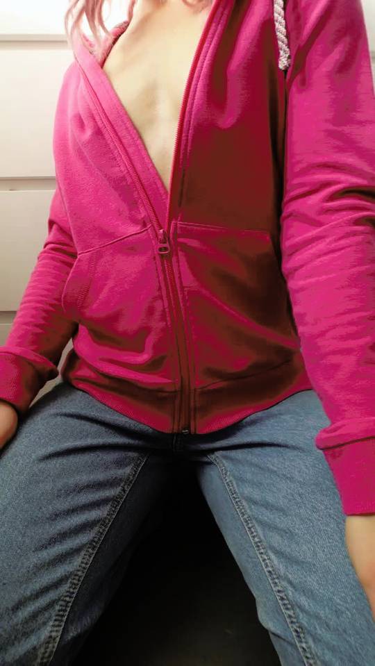 Bigger Than You Thought | Scrolller