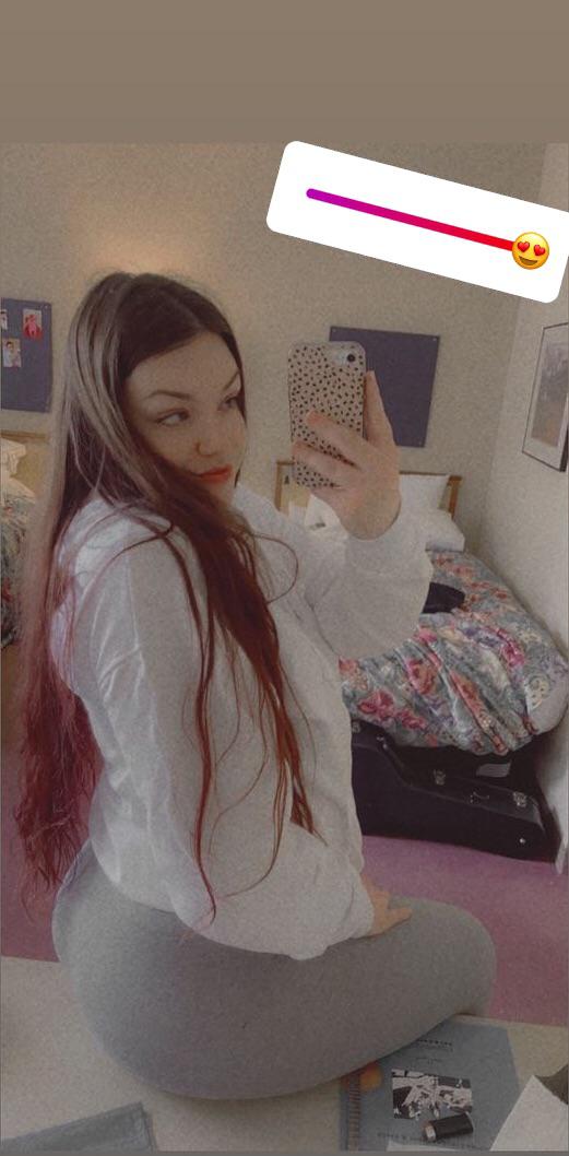 biggest counter top thot | Scrolller