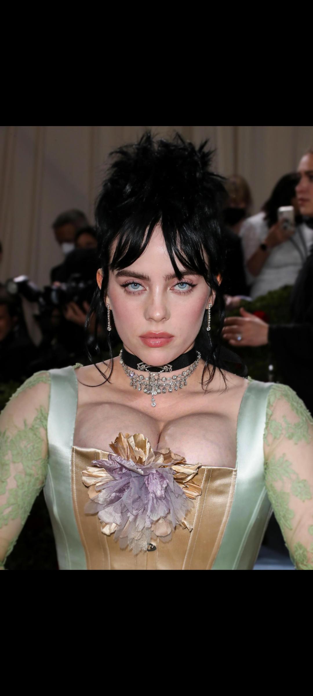 Billie needs a thick load on her tits | Scrolller