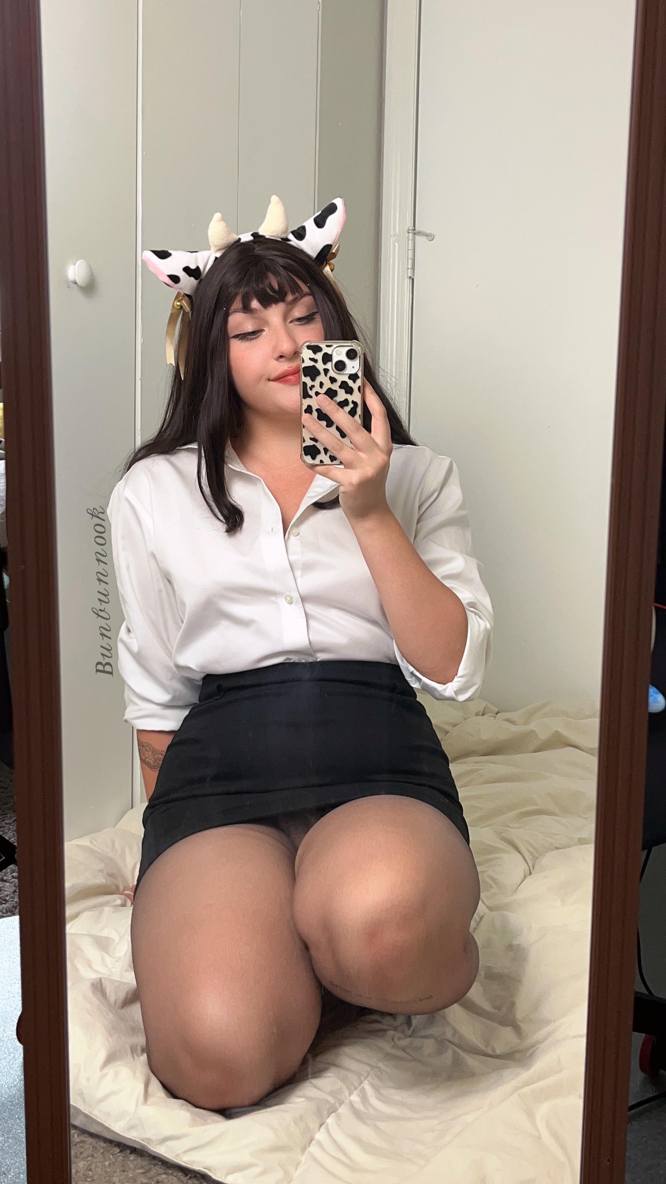 ♡︎Bimbo cow girl by bunbunnook♡︎ | Scrolller