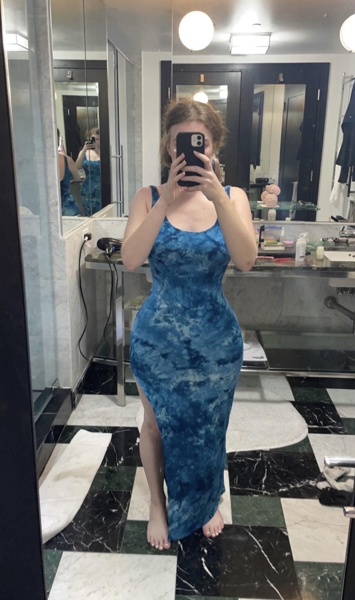 Body crazy curvy | Scrolller