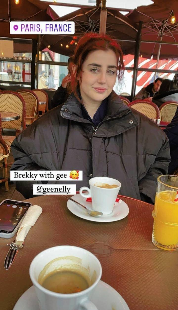 breakfast date with Freya | Scrolller