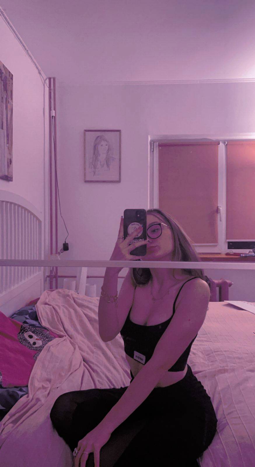 Bring your face over here for a second | Scrolller