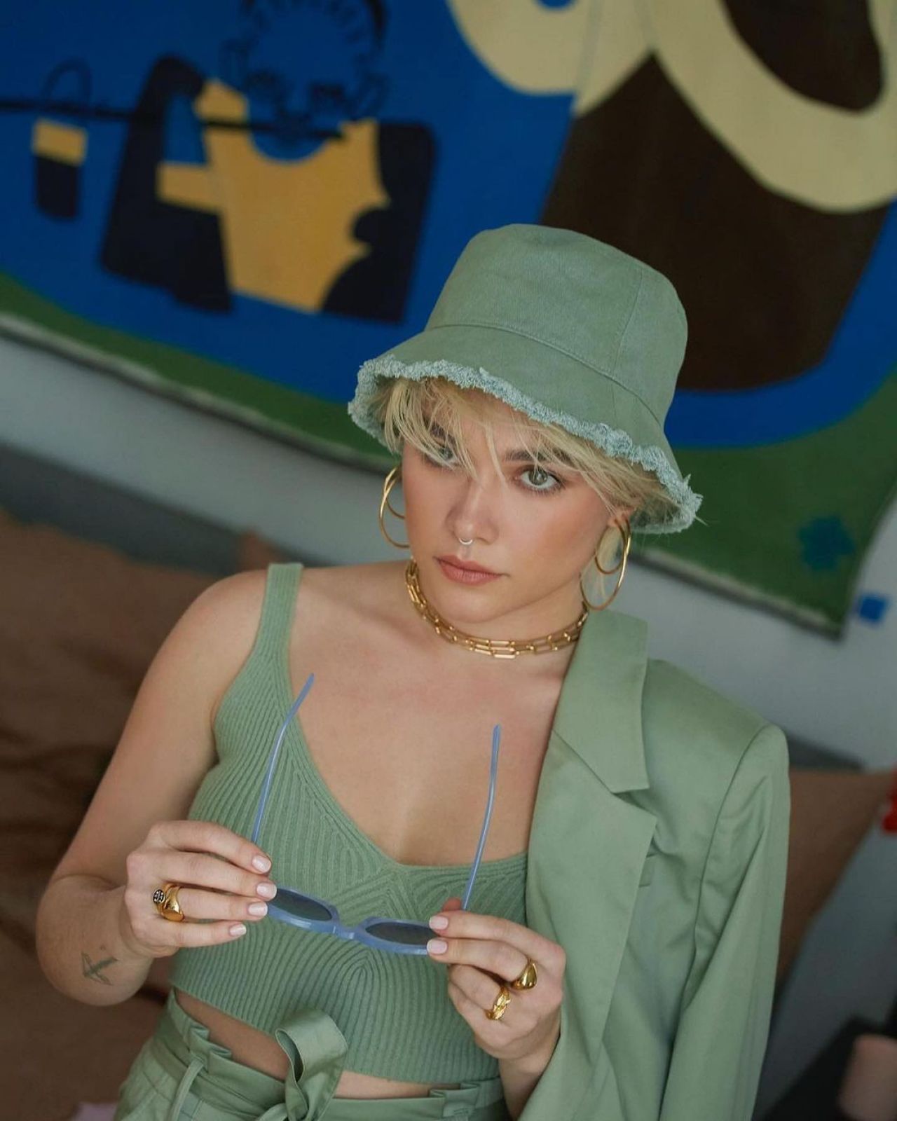 bucket hat | Scrolller