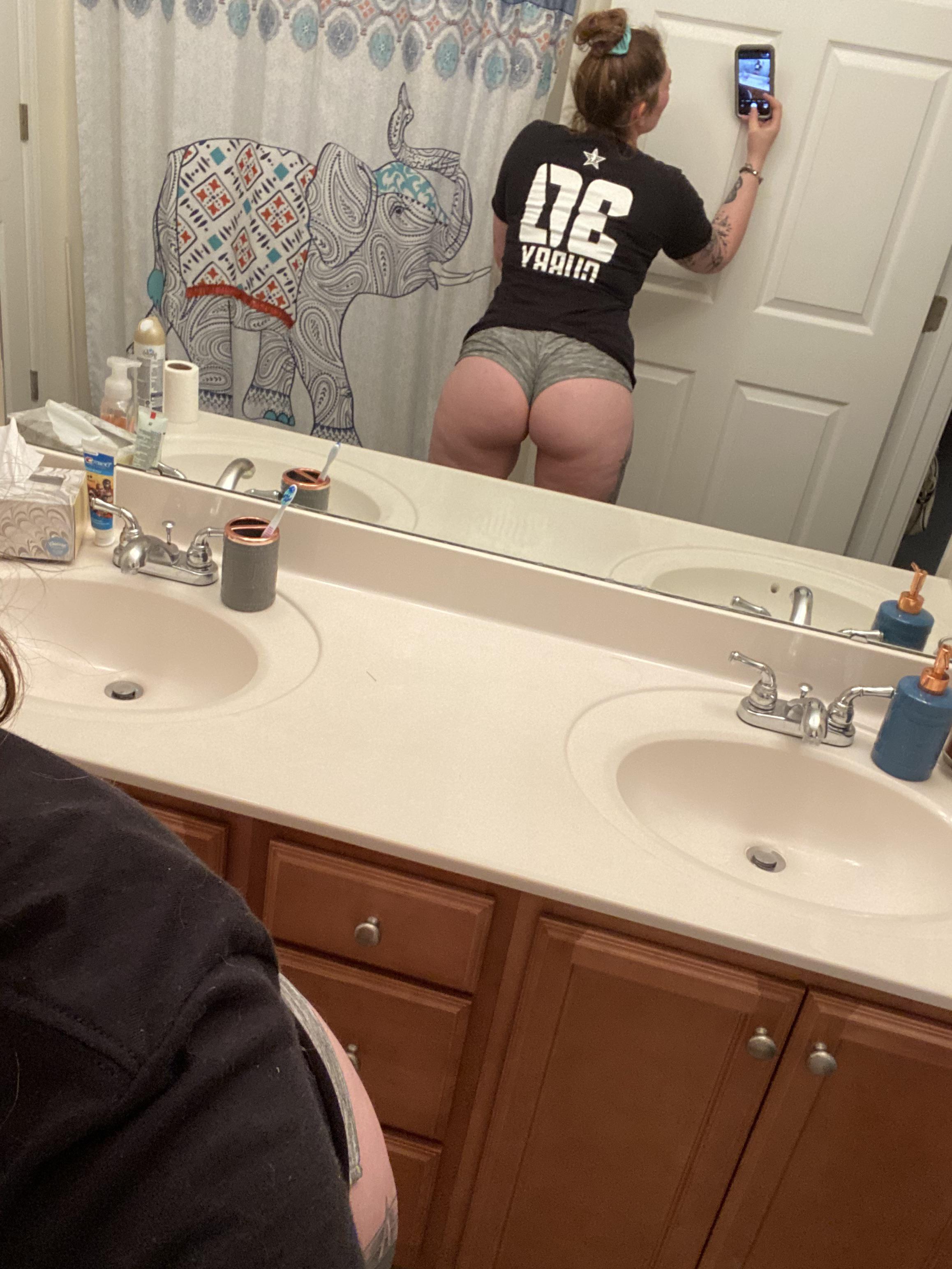 Bury your face in me ;) | Scrolller