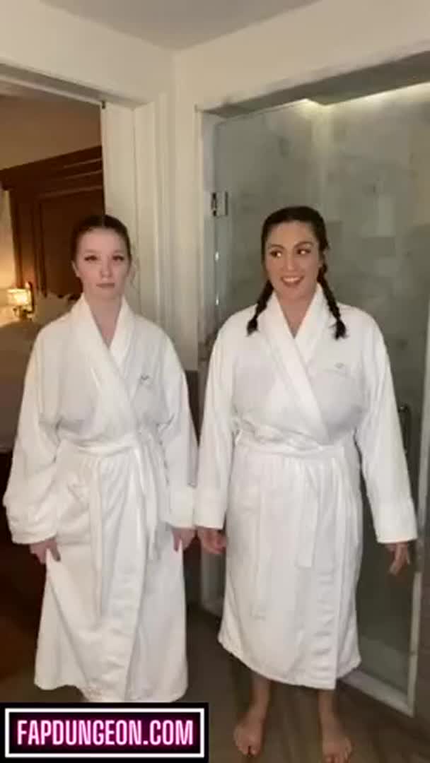 Busty Sluts Tiktok Transition | Scrolller