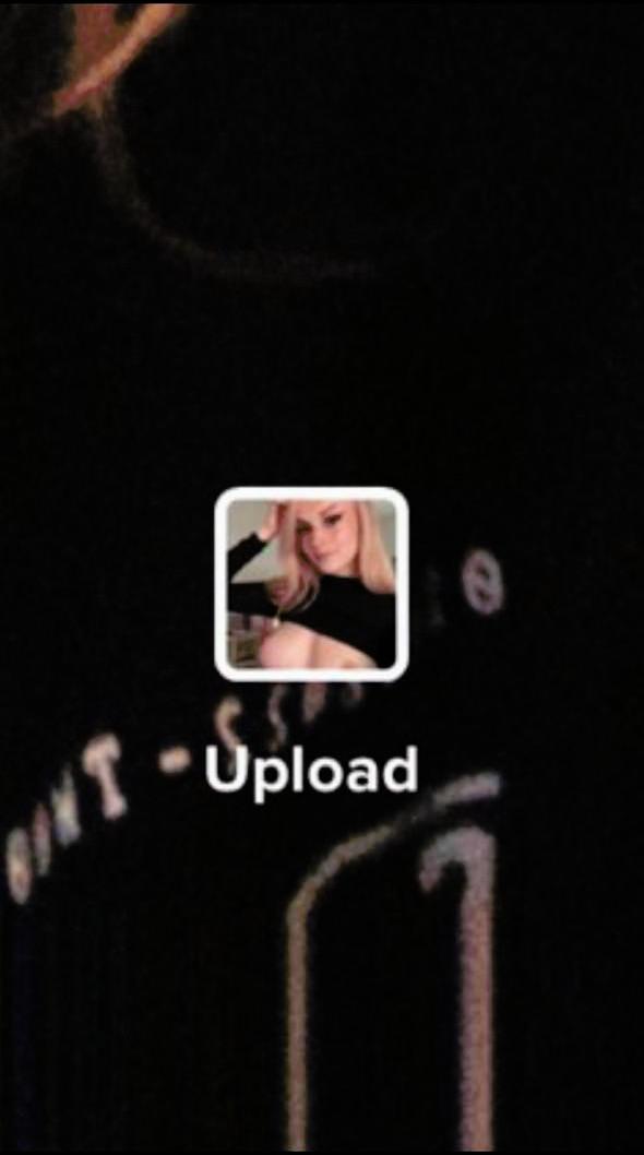 busy b asmr (screenshot drom old subreddit) | Scrolller