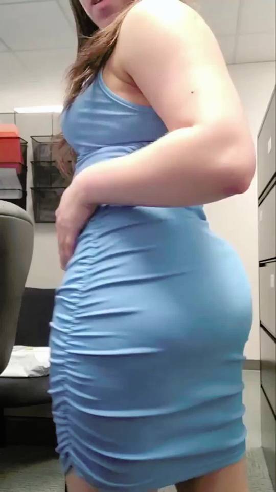 Can an HR rep be your favorite office tease ? | Scrolller