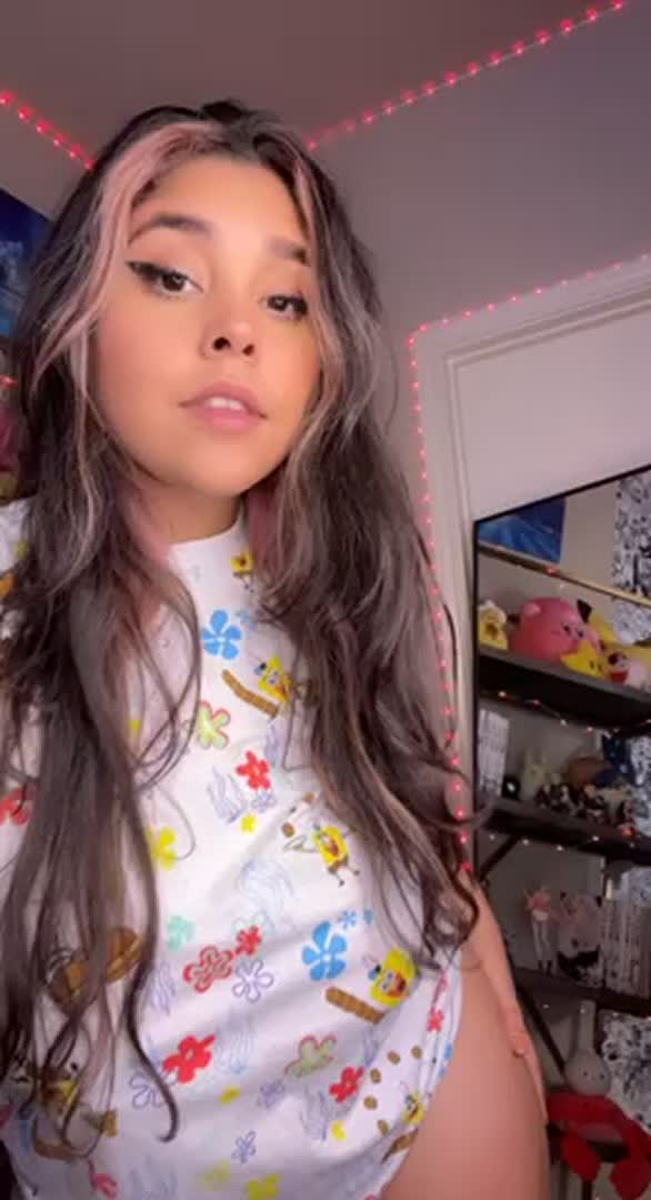 Can we play some games on my bed? | Scrolller