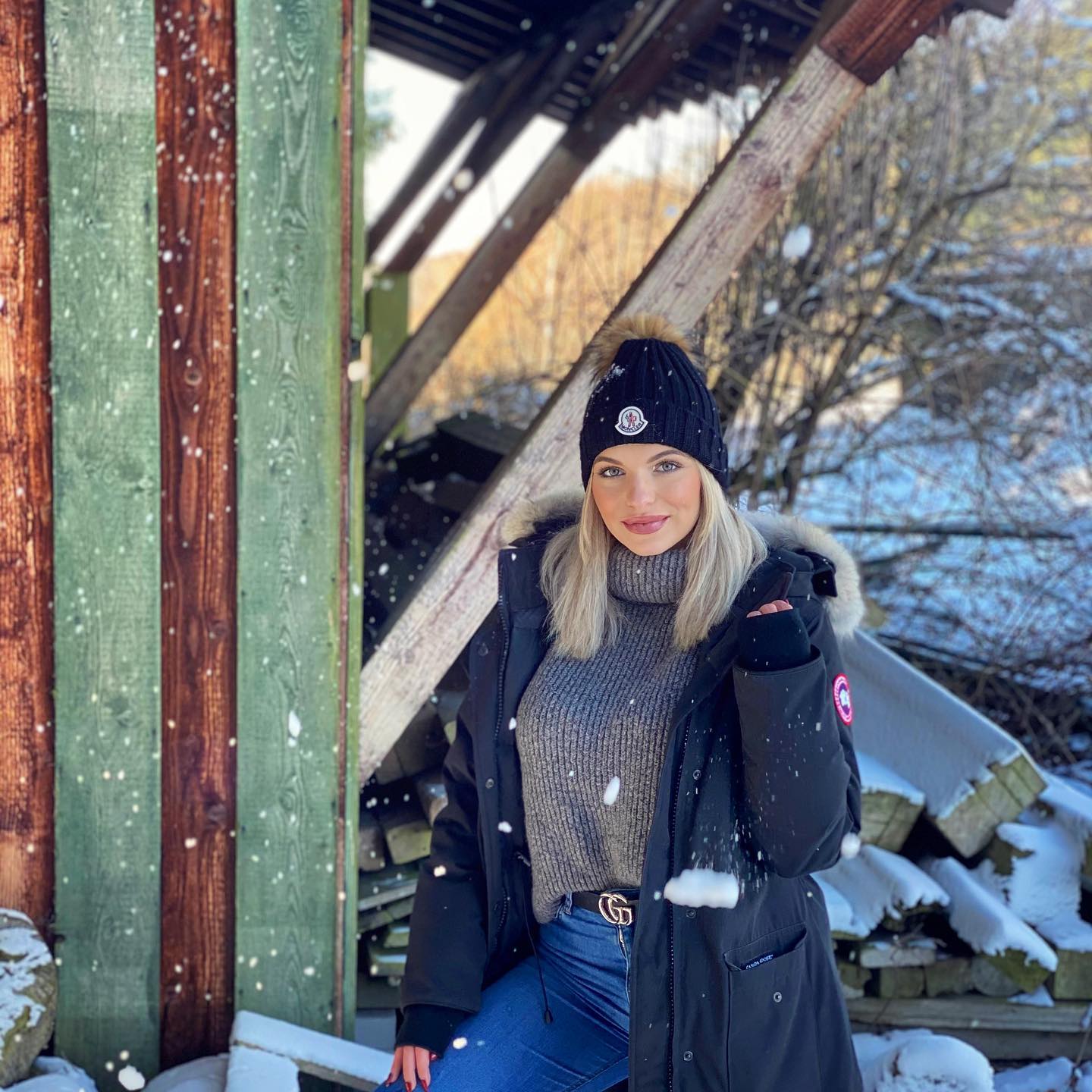 Canada Goose | Scrolller