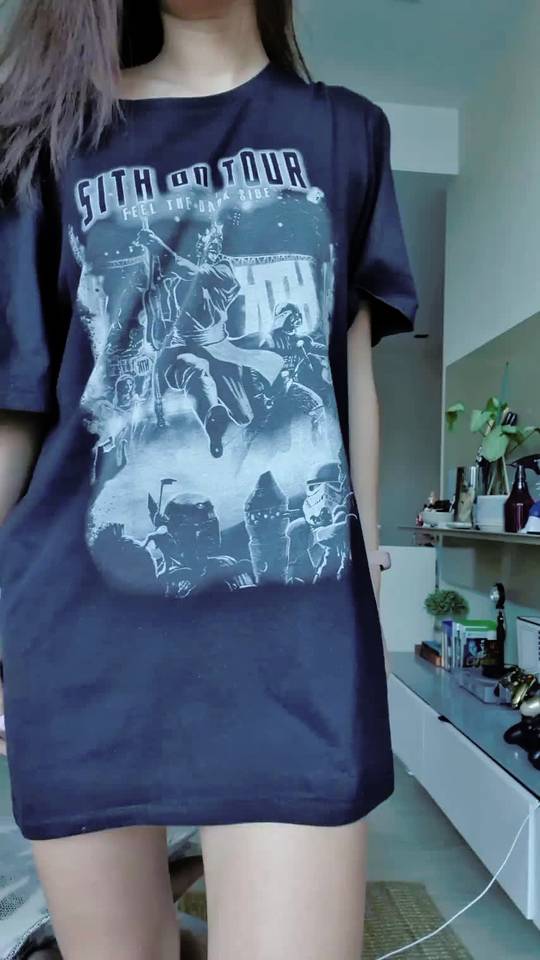 What's my best side, front or back? | Scrolller