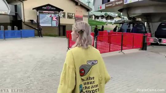 Cutie Did Quick Blow Job In Public Funitel Scrolller