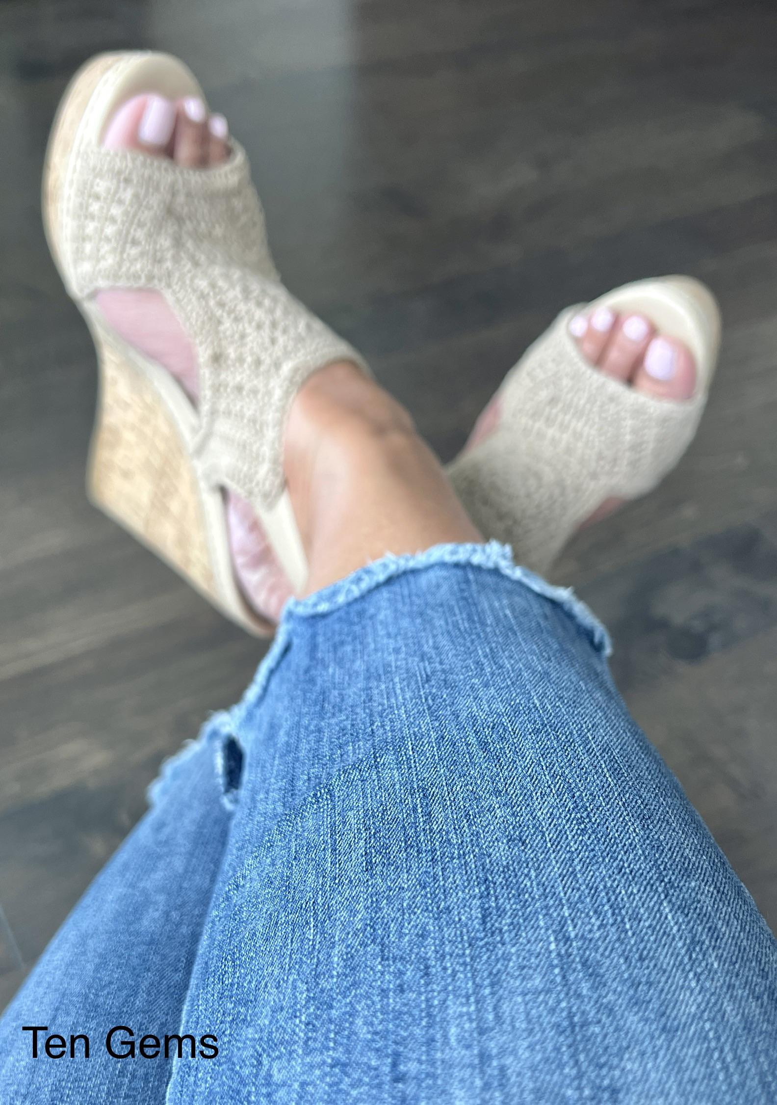 Casual Wedge Sunday!🤗 | Scrolller
