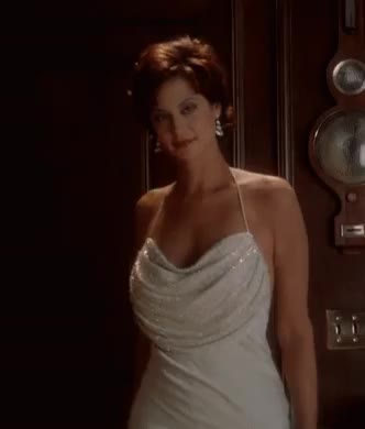 Catherine Bell | Scrolller