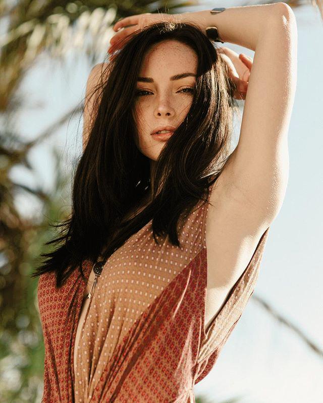 Chandler Bailey | Scrolller