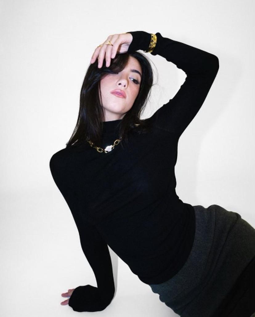 Charli always looks stunning | Scrolller