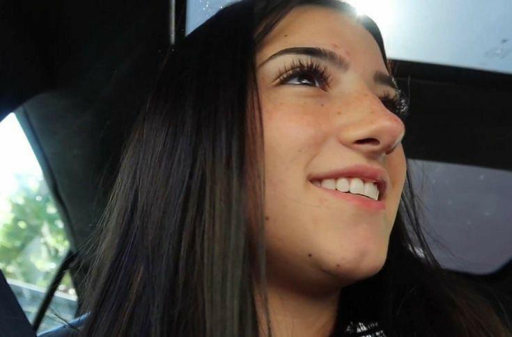 charli in the car yt rare 🥺🤍 | Scrolller