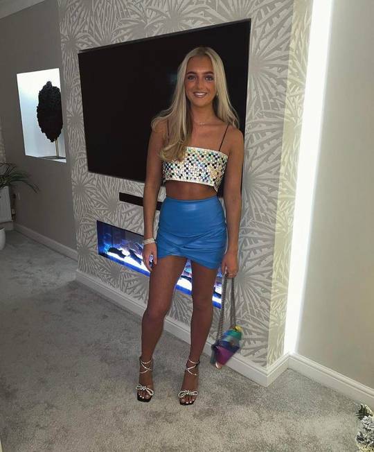 Chavs in their bikinis | Scrolller