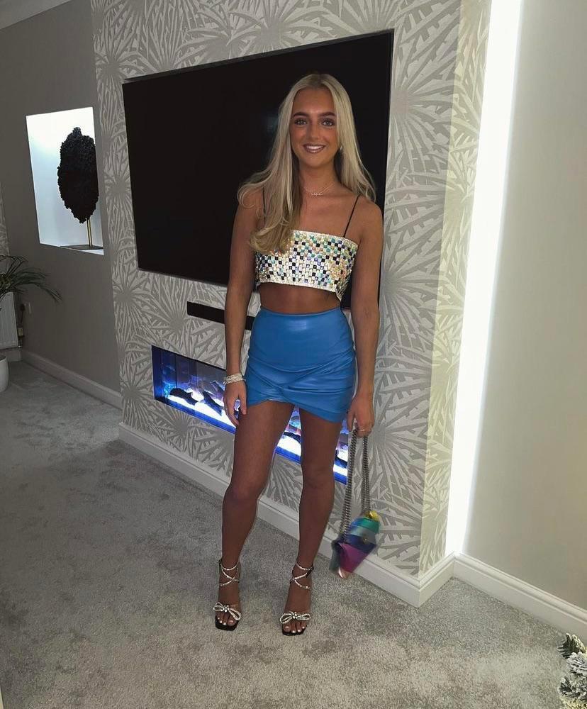 Chav Ellie Scrolller