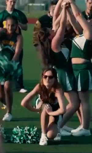 Cheer Flash | Scrolller