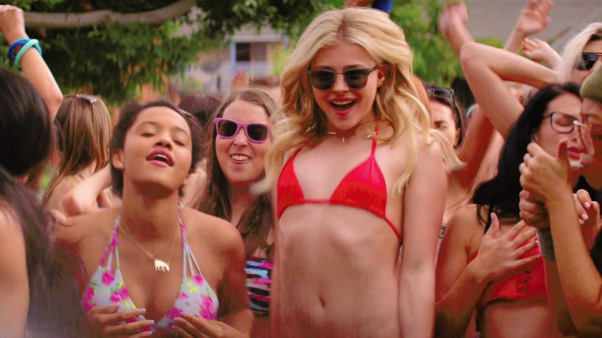 Chloë Grace Moretz - Bad Neighbours 2 | Scrolller